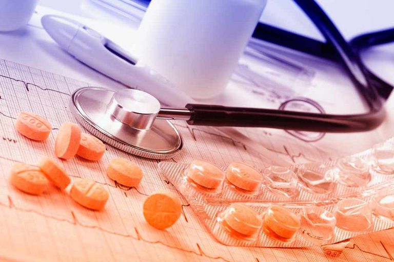 Bệnh Still người lớn có nguy hiểm không? Khi nào người bệnh cần gặp bác sĩ?